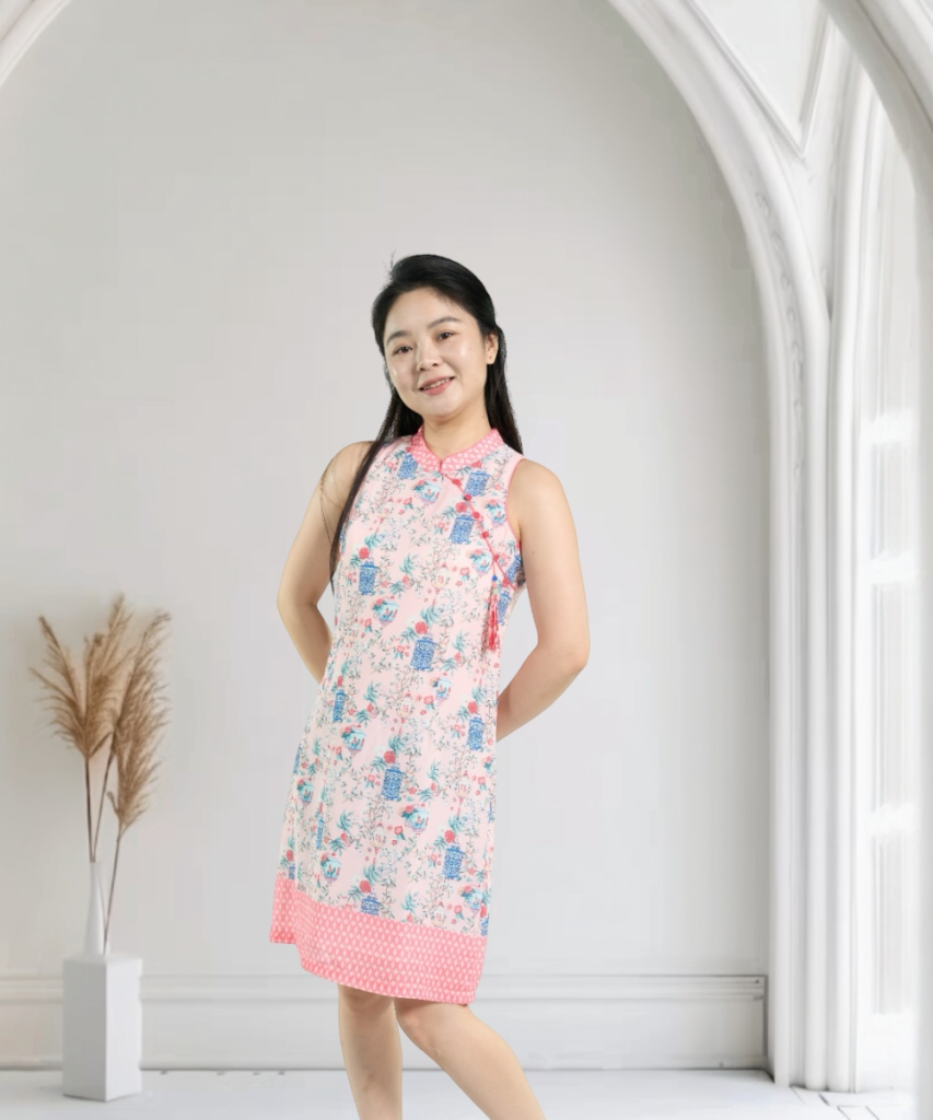 CNY 2025 Lantern Series – Cheongsam Ladies – Pink Heart